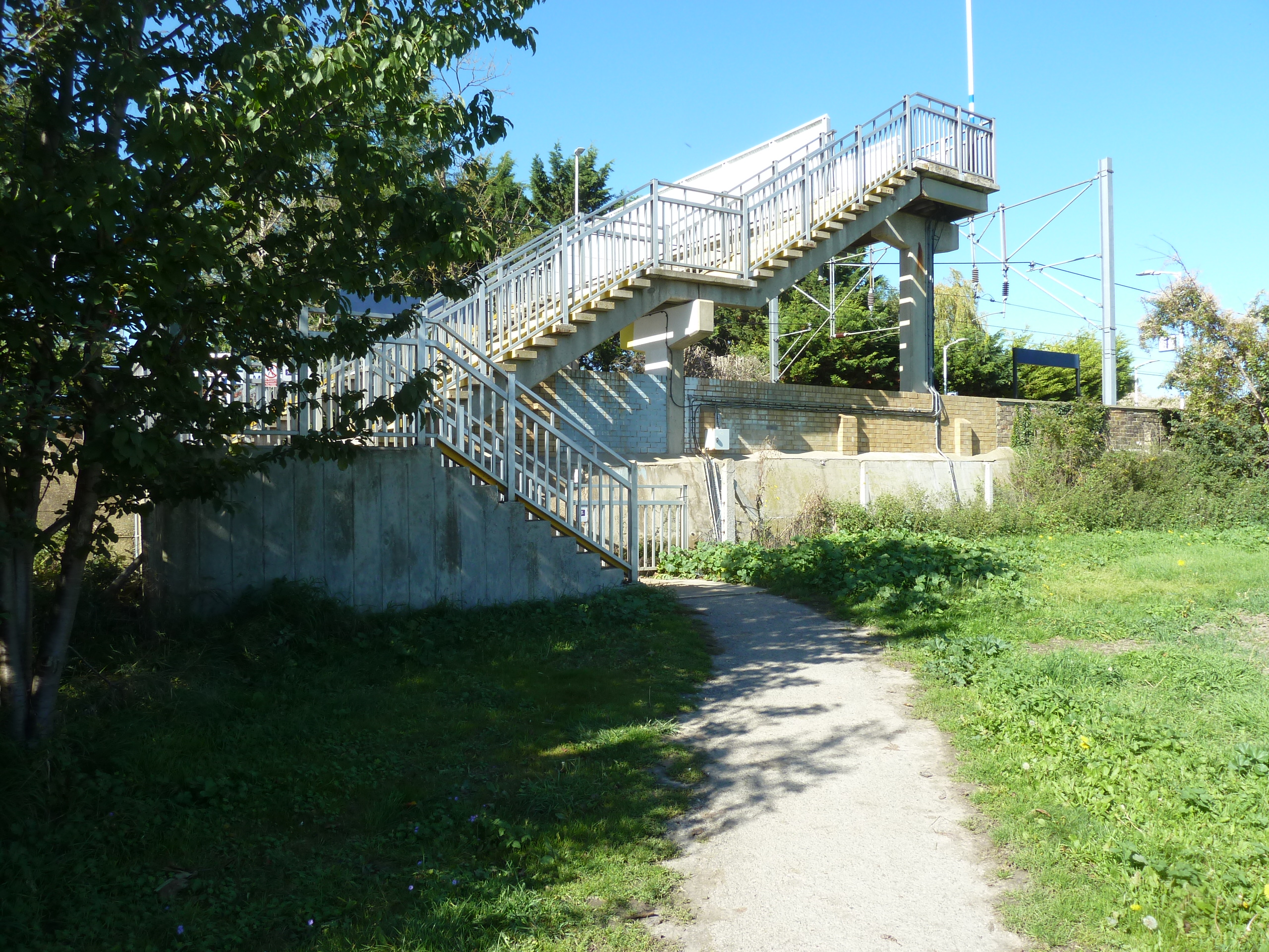 The Closure of Meldreth Station Level Crossing and the Footpath Across ...