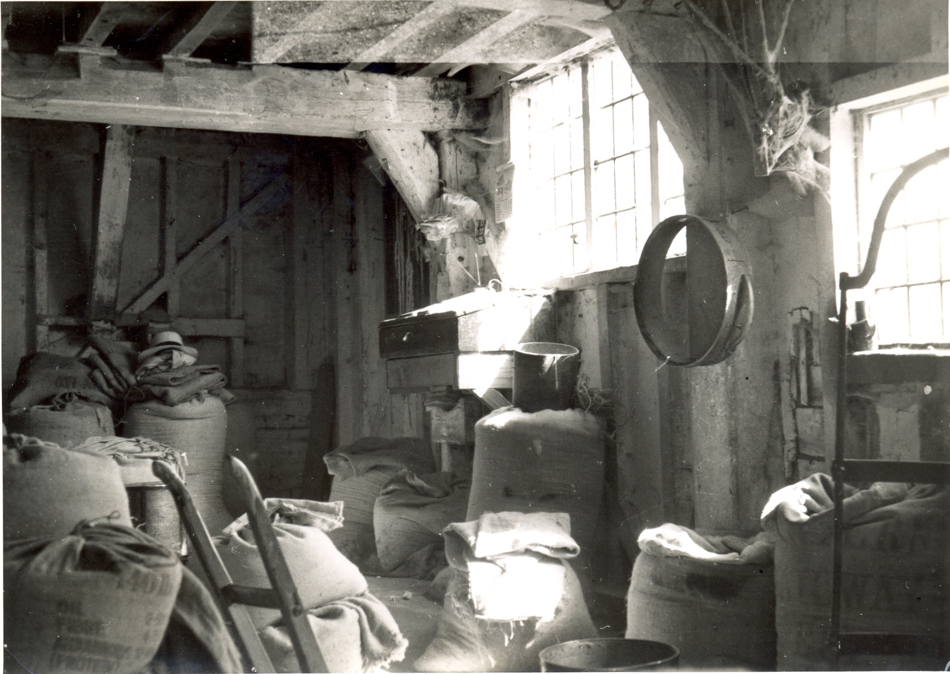 Topcliffe Mill: images of the interior | Topcliffe Mill | Meldreth History