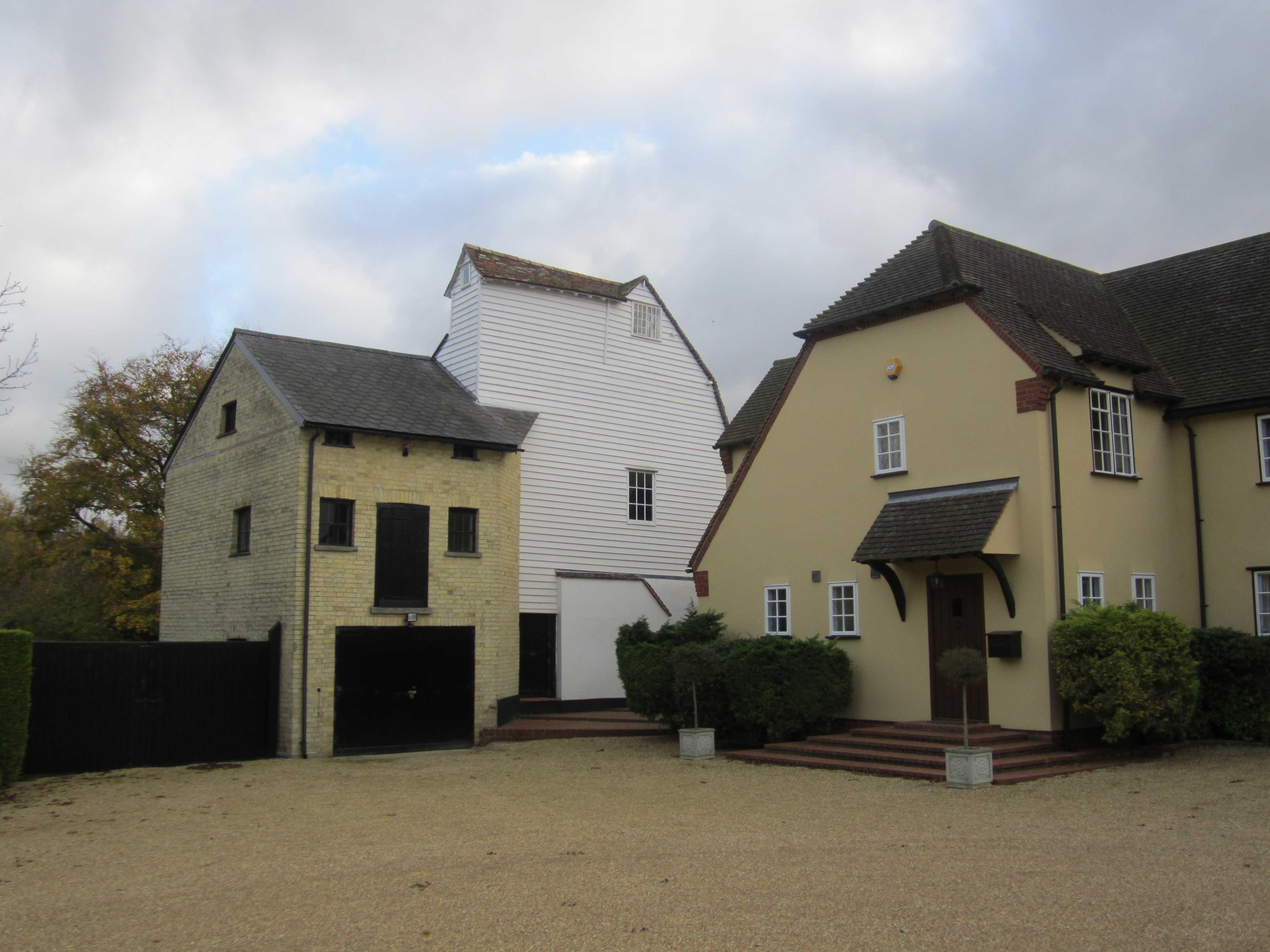 Topcliffe Mill: images of the exterior | Historic Buildings in Meldreth ...